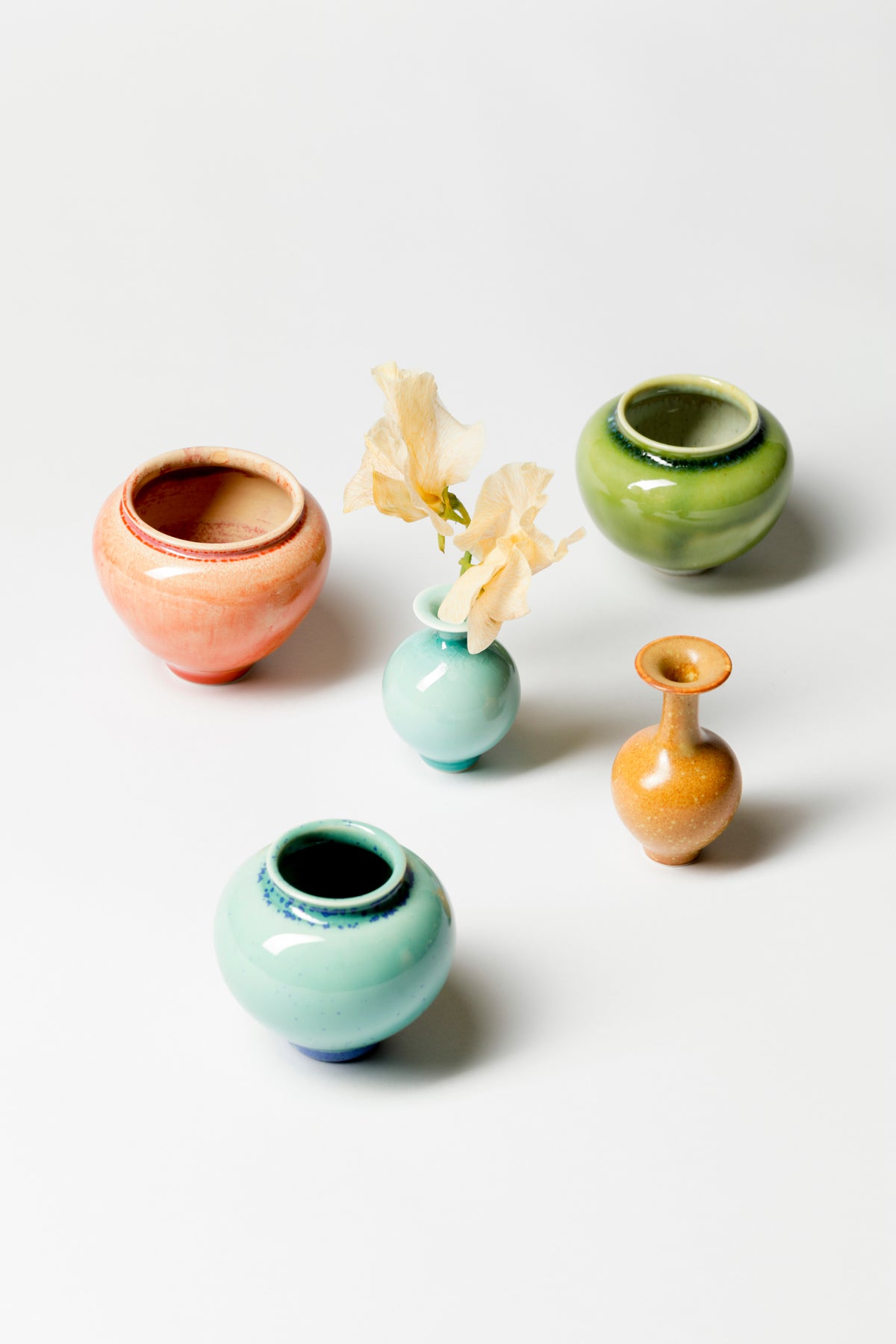 SET OF 5 MINIATURE VASES