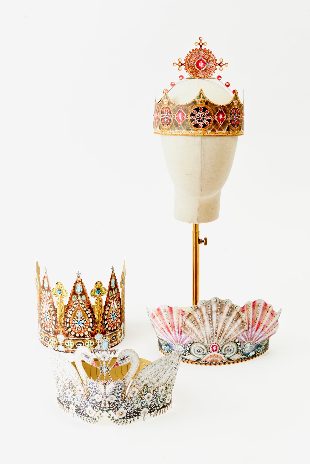 SET OF 4 PAPER PARTY CROWNS